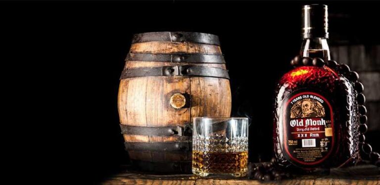 Old Monk Rum Price in Delhi: 180ml, 375ml, 750ml - DelhiNewz.com