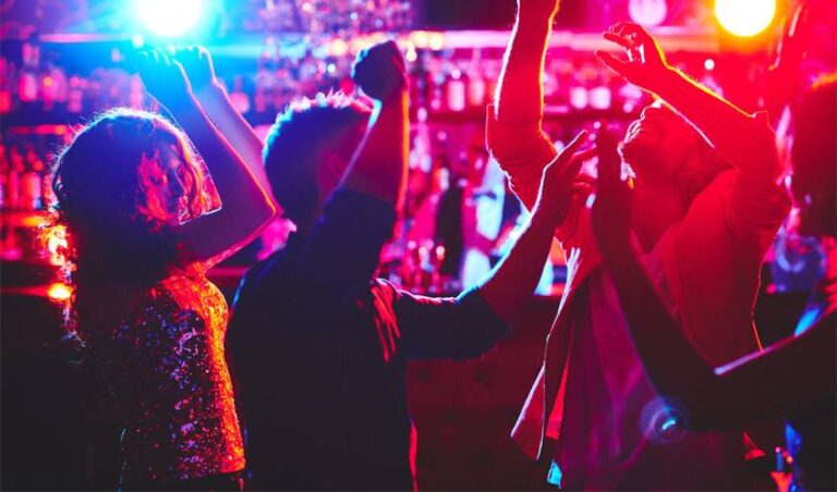 Best Clubs in Connaught Place, Delhi - DelhiNewz.com